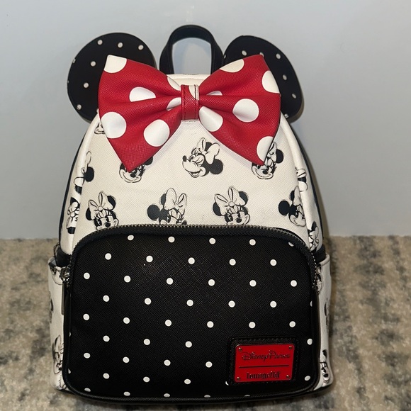 Loungefly | Bags | Loungefly Disney Parks Minnie Mouse Polka Dot ...